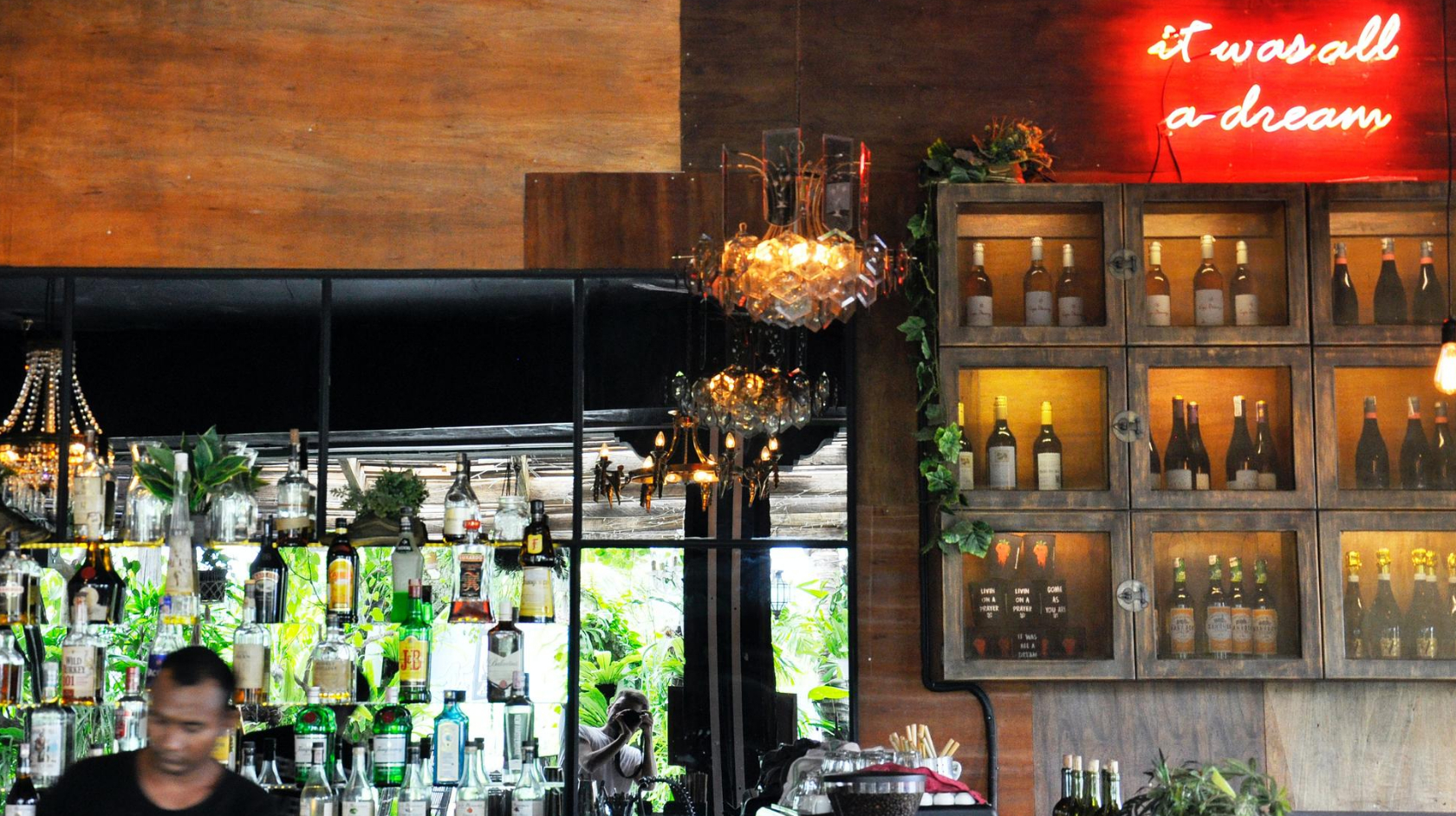 Kuta Beach Bali Guide | Things To Do in Kuta | MAMAKA by Ovolo