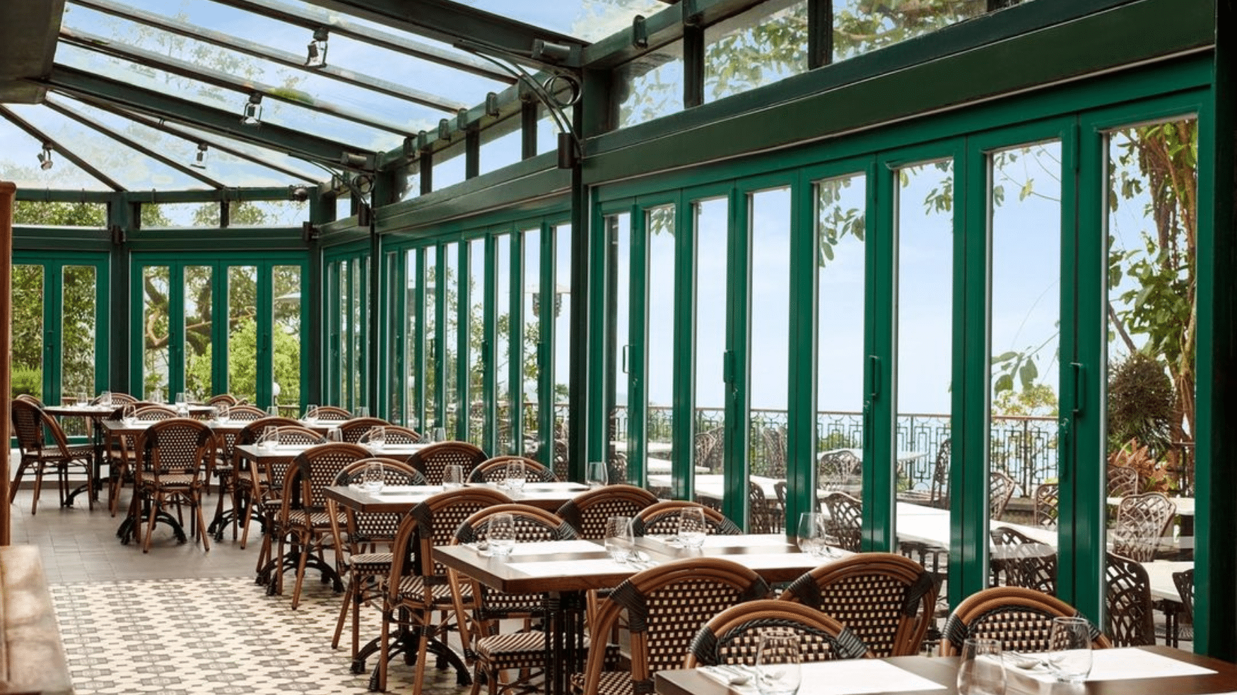 The Best Restaurants with Terraces in Hong Kong - Ovolo Hotels